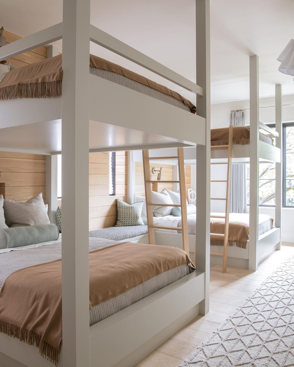 35 Bunk Bed Ideas to Maximize Space and Style in Your Small Bedroom - placeideal.com
