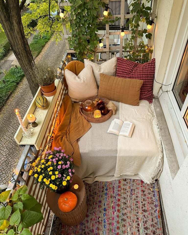 35 Stunning Balcony Decor Ideas to Transform Your Outdoor Space - placeideal.com