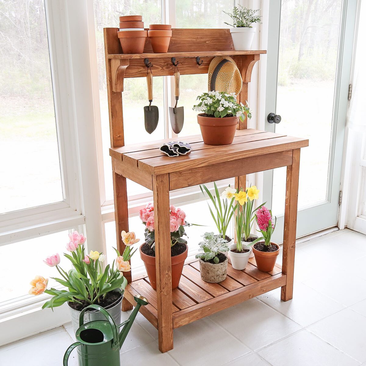 31 Potting Bench Ideas: Creative and Practical Solutions for Your ...