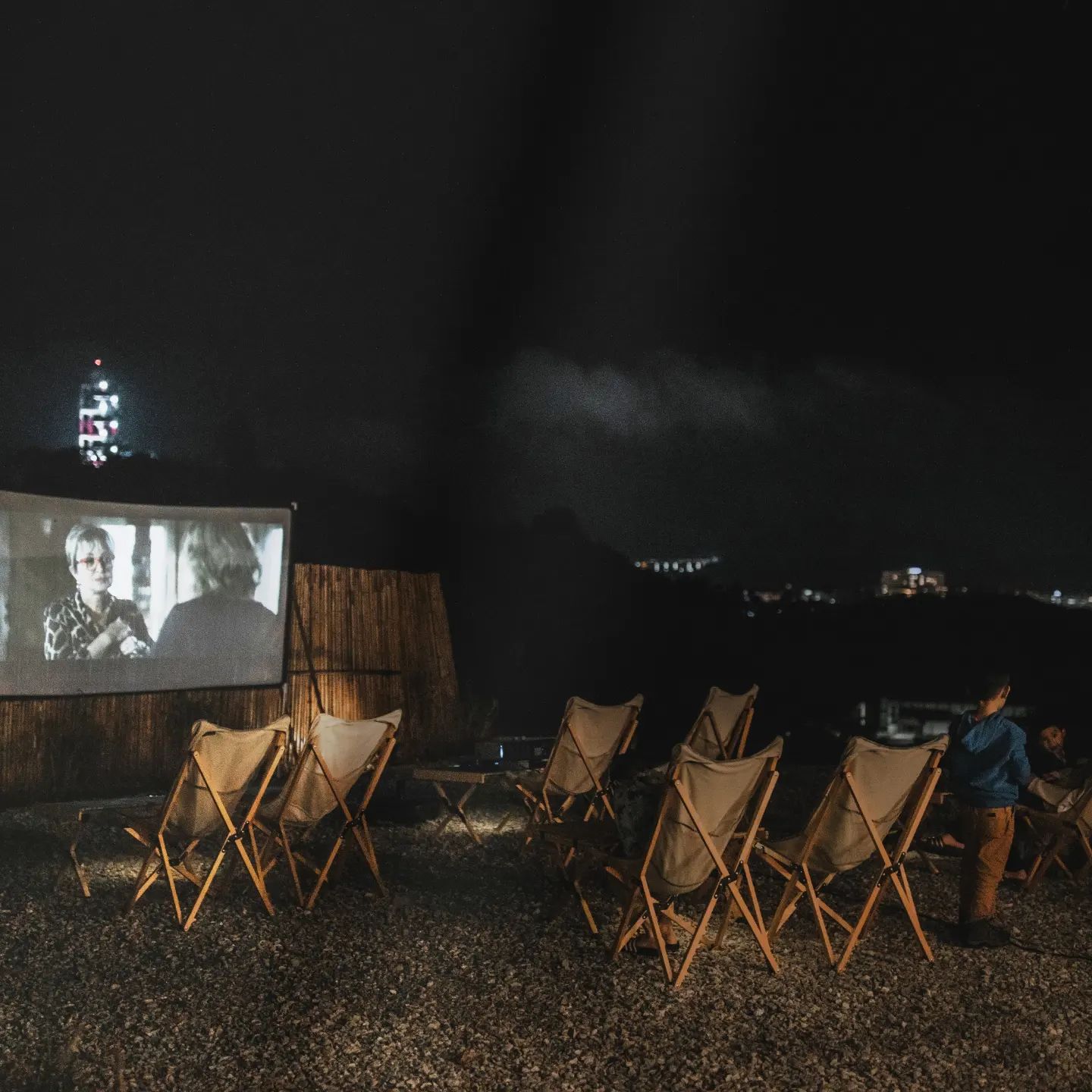 28 Outdoor Cinema Ideas for a Magical Movie Night Under the Stars ...