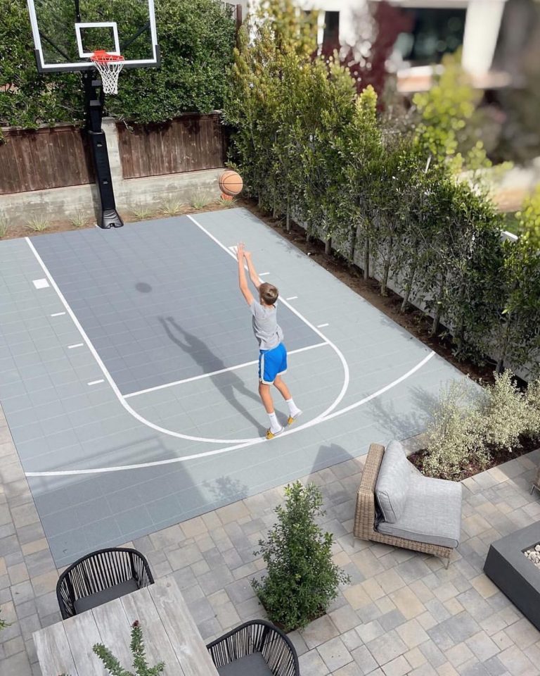 32 Backyard Basketball Court Ideas to Transform Your Outdoor Space ...