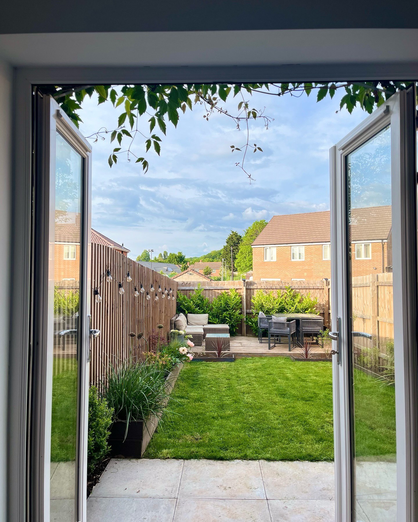 29 Garden Ideas for Small Spaces: Transform Your Tiny Backyard into a ...