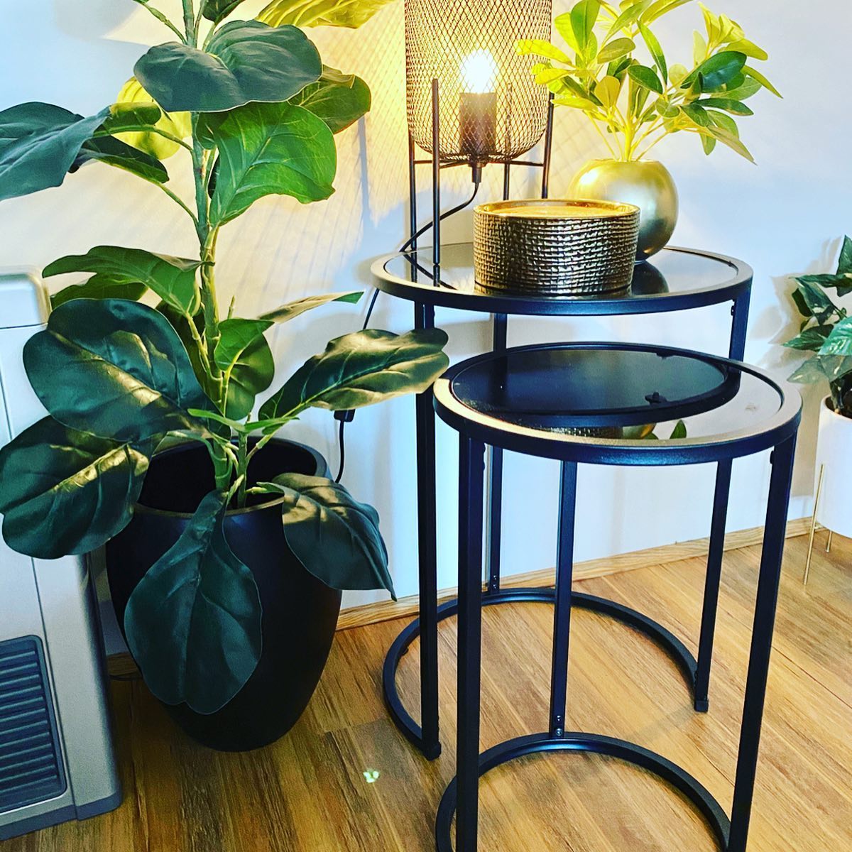 29 Glass Tables Ideas to Transform Your Living Room and Dining Space ...