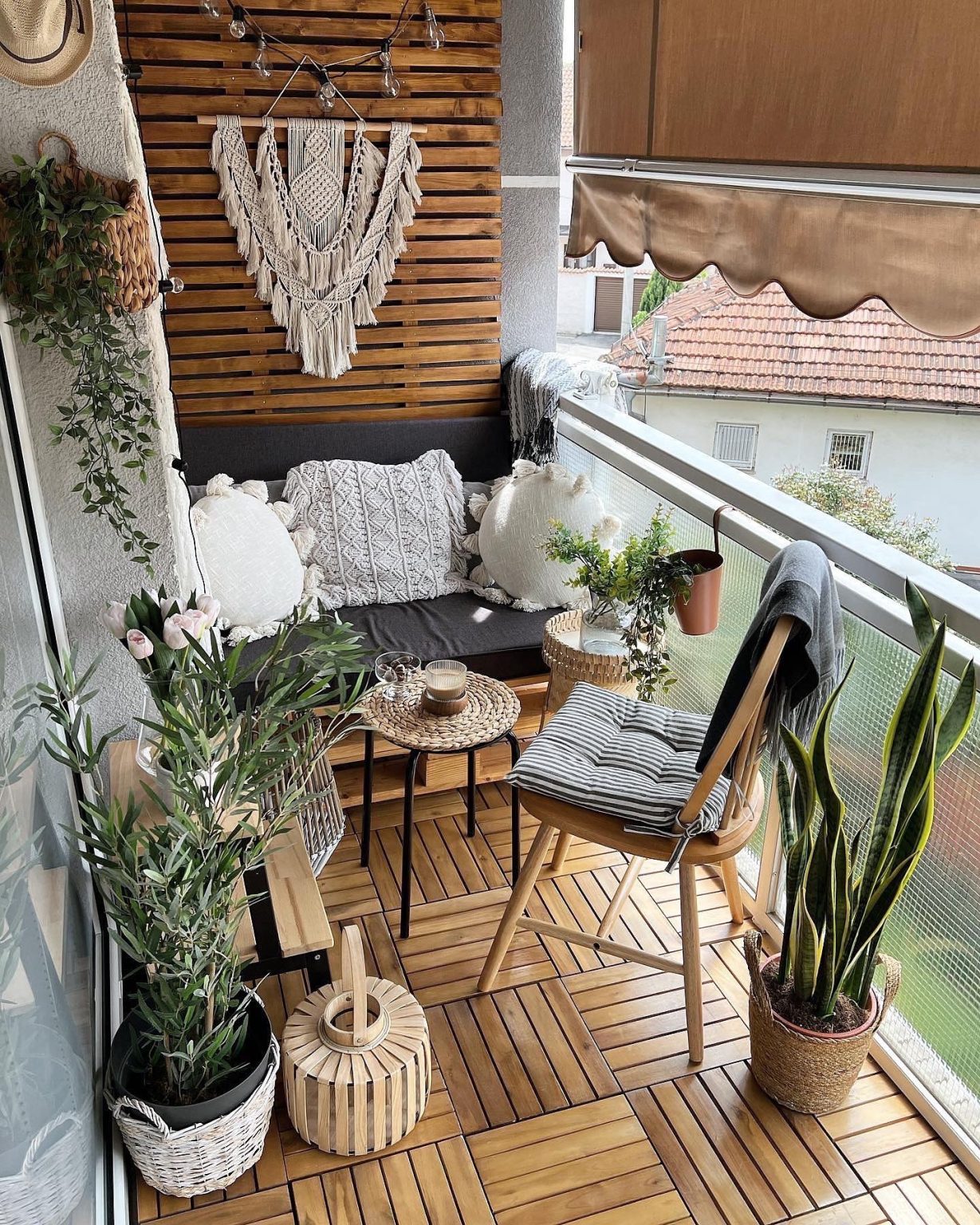 35 Stunning Balcony Decor Ideas to Transform Your Outdoor Space - placeideal.com