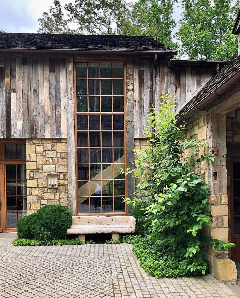 23 Rustic Home Exterior Ideas: Timeless Charm with Modern Touches ...