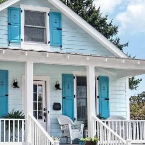 28 Coastal Cottage Exterior Designs to Inspire Your Dream Beachside ...