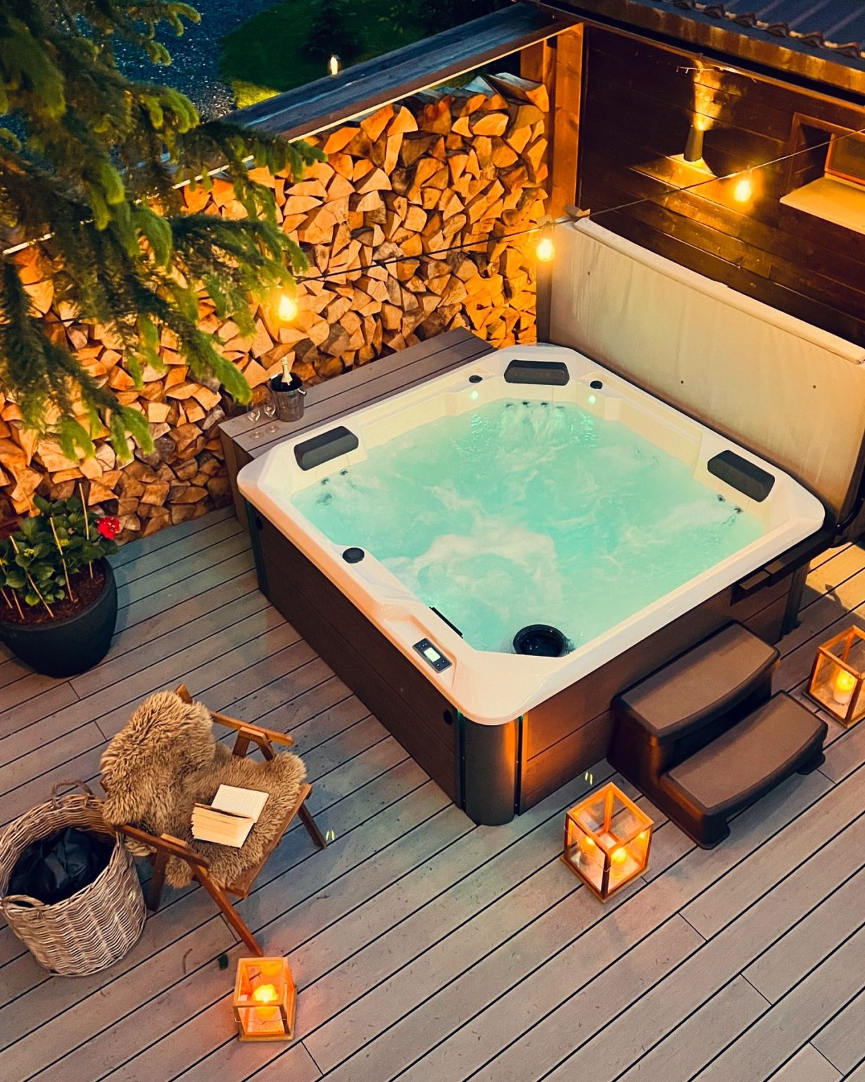 Discover 26 Outdoor Jacuzzi Ideas to Transform Your Patio and Backyard ...
