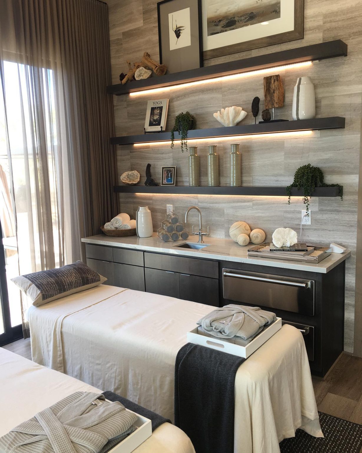 35 Massage Room Ideas: Transform Your Space into a Relaxing Zen Sanctuary - placeideal.com