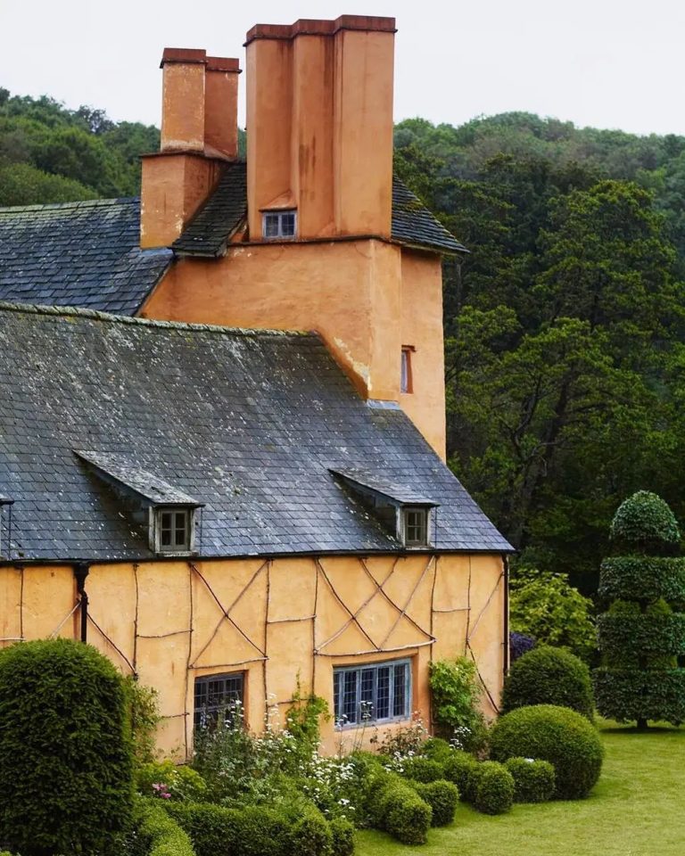 23 Rustic Home Exterior Ideas: Timeless Charm with Modern Touches ...