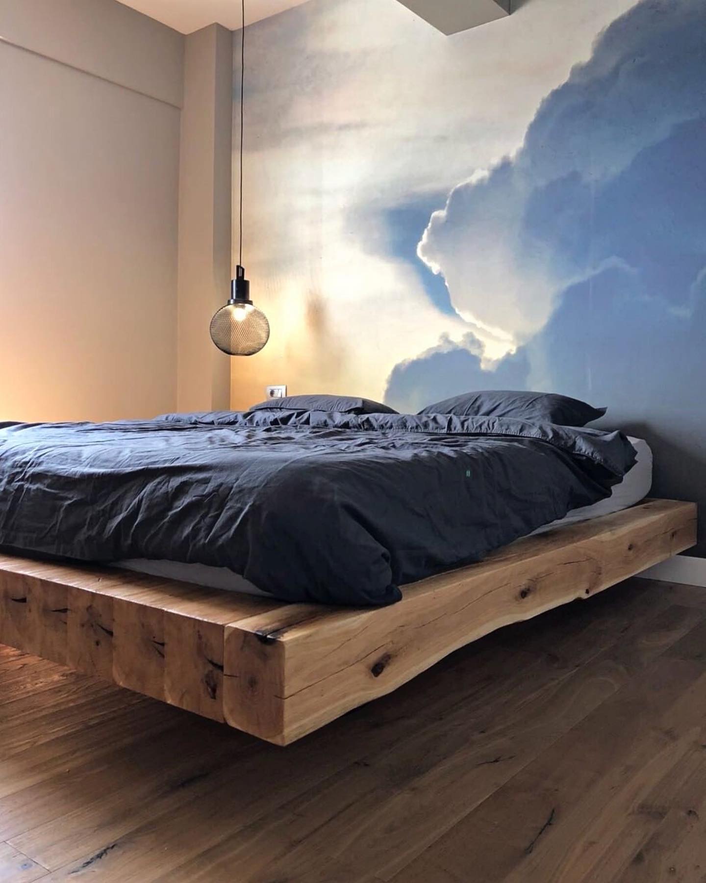 28 Floating Bed Ideas to Transform Your Bedroom with Modern Elegance ...