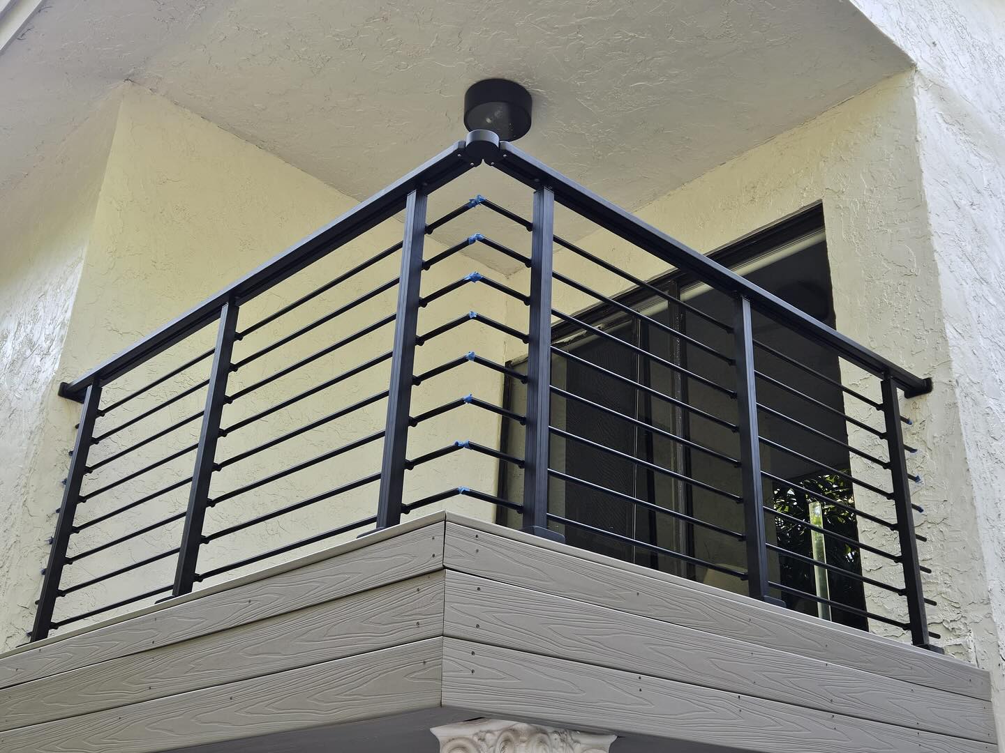29 Balcony Railings Ideas for Modern, Rustic, and Stylish Outdoor ...