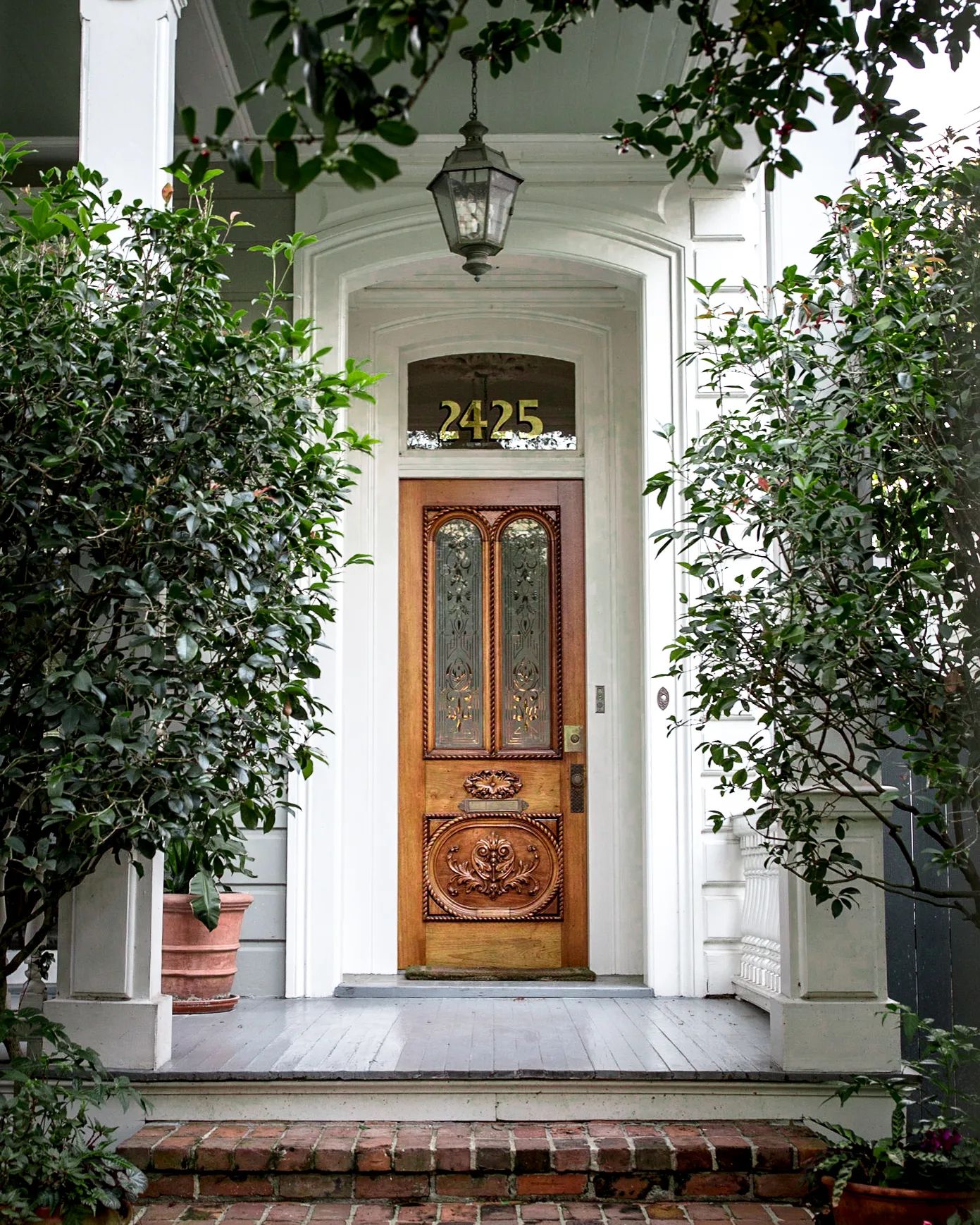 31 Amazing Door Color Ideas to Transform Your Home's Curb Appeal ...