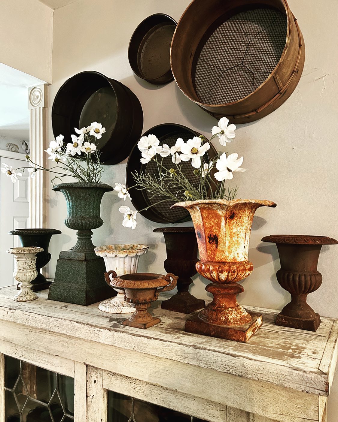 24 Inspiring Ideas for Decorating with Wrought Iron: Elevate Your Home ...