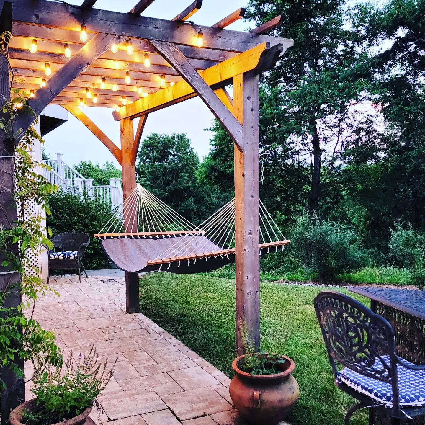 25 Backyard Hammock Ideas for Creating a Cozy and Stylish Outdoor ...