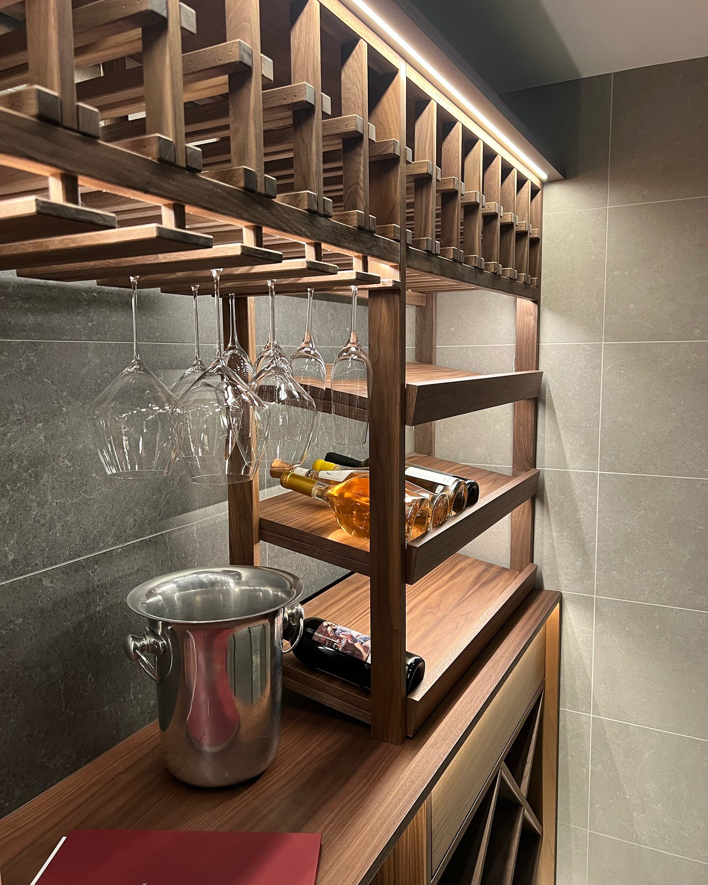 24 Wine Shelf Ideas: Stylish and Practical Solutions for Every Space ...