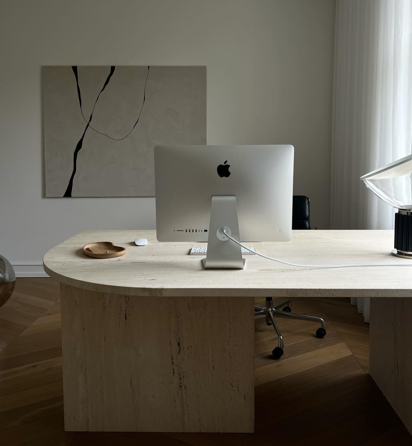 27 Minimalist Office Designs: Transform Your Workspace into a Modern ...