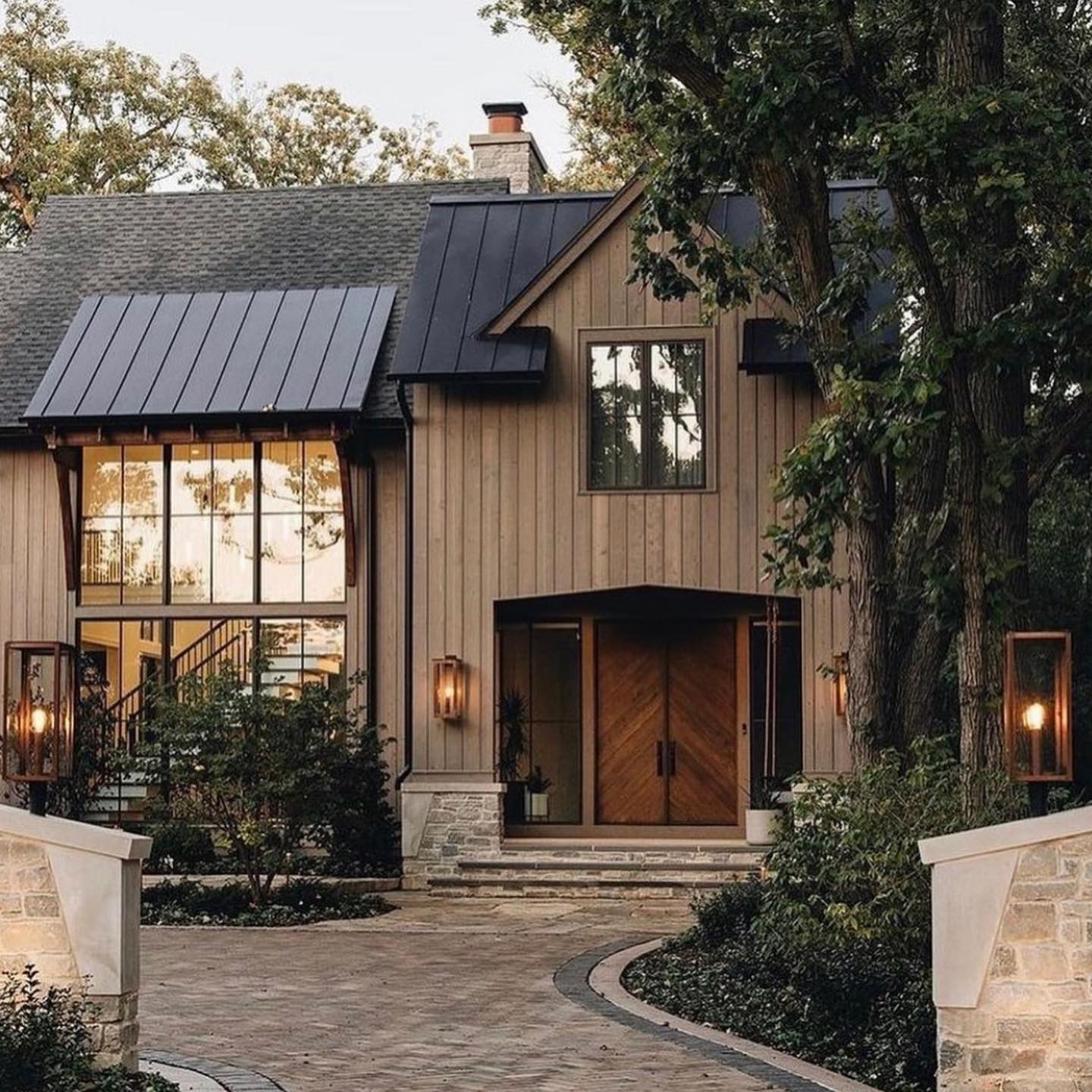23 Rustic Home Exterior Ideas: Timeless Charm with Modern Touches ...