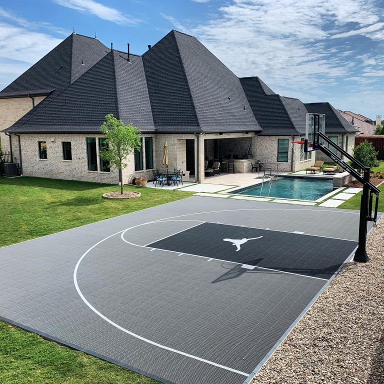 32 Backyard Basketball Court Ideas to Transform Your Outdoor Space ...