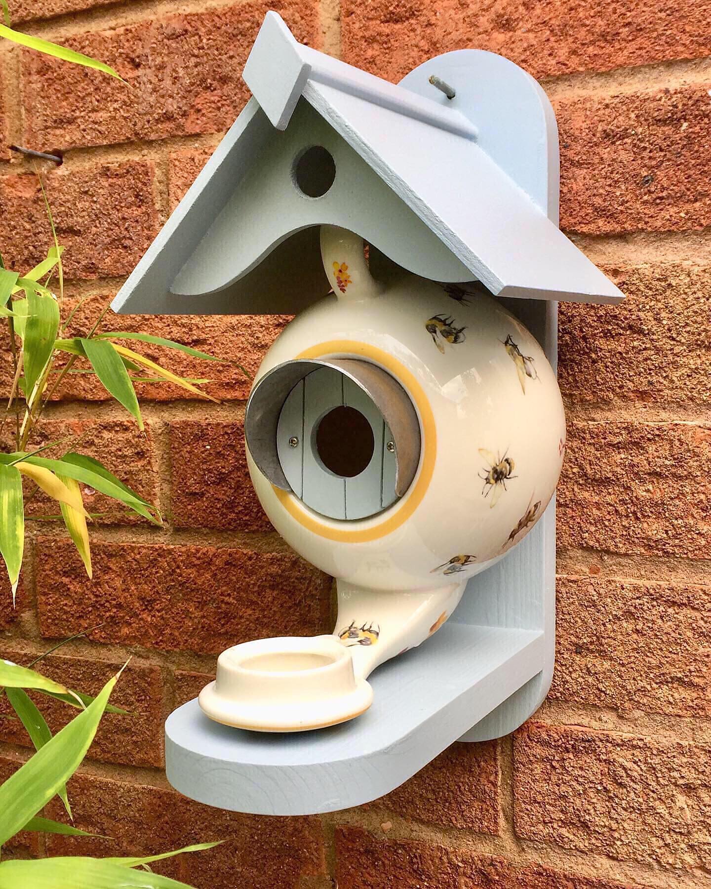 25 Garden Bird Feeders Ideas to Beautify Your Outdoor Space and Attract ...
