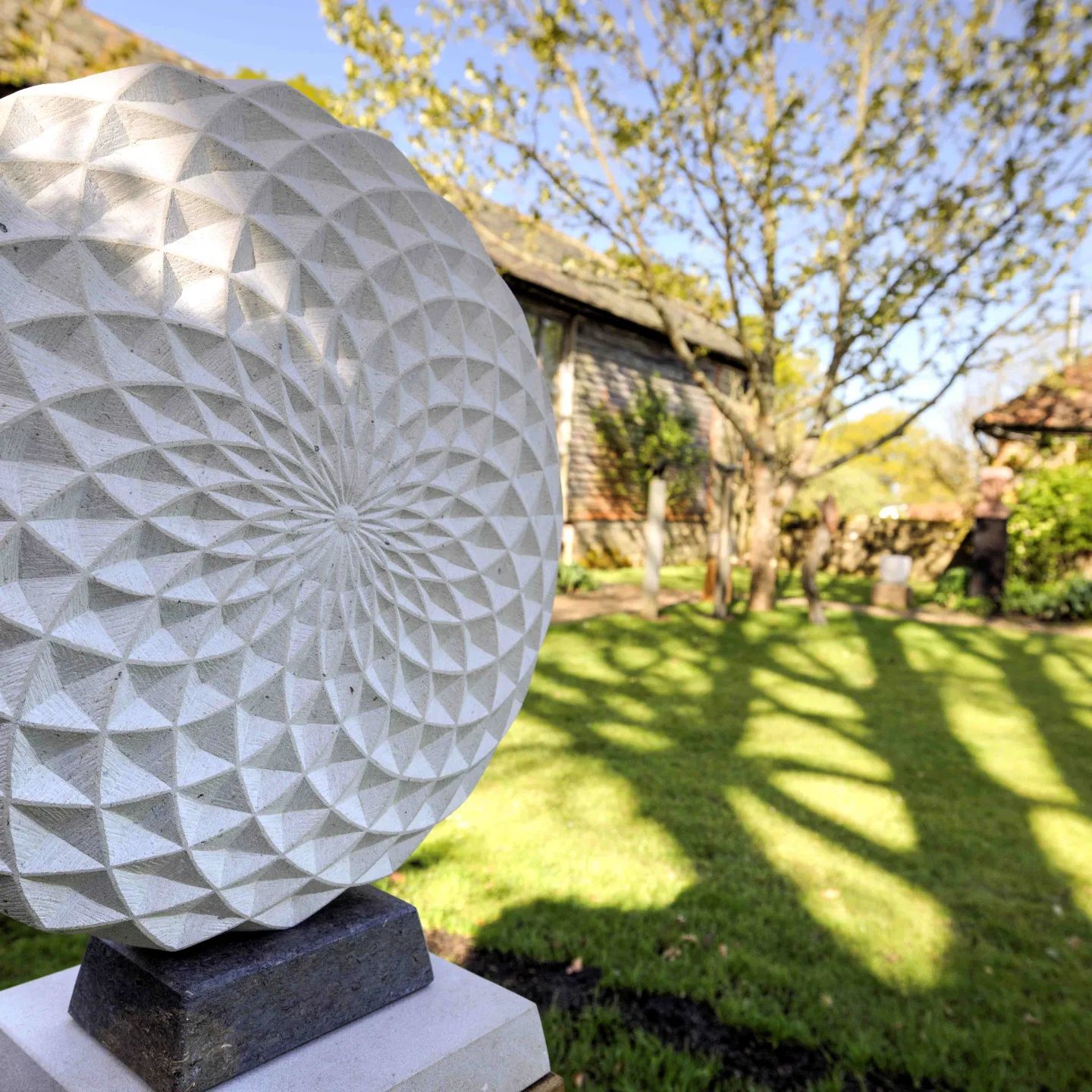 29 Garden Sculpture Ideas: Creative, Modern, and Zen Inspirations for ...