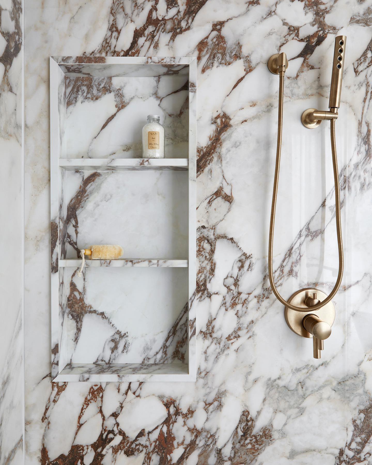 27 Stunning Marble Bathroom Ideas to Transform Your Space into a ...