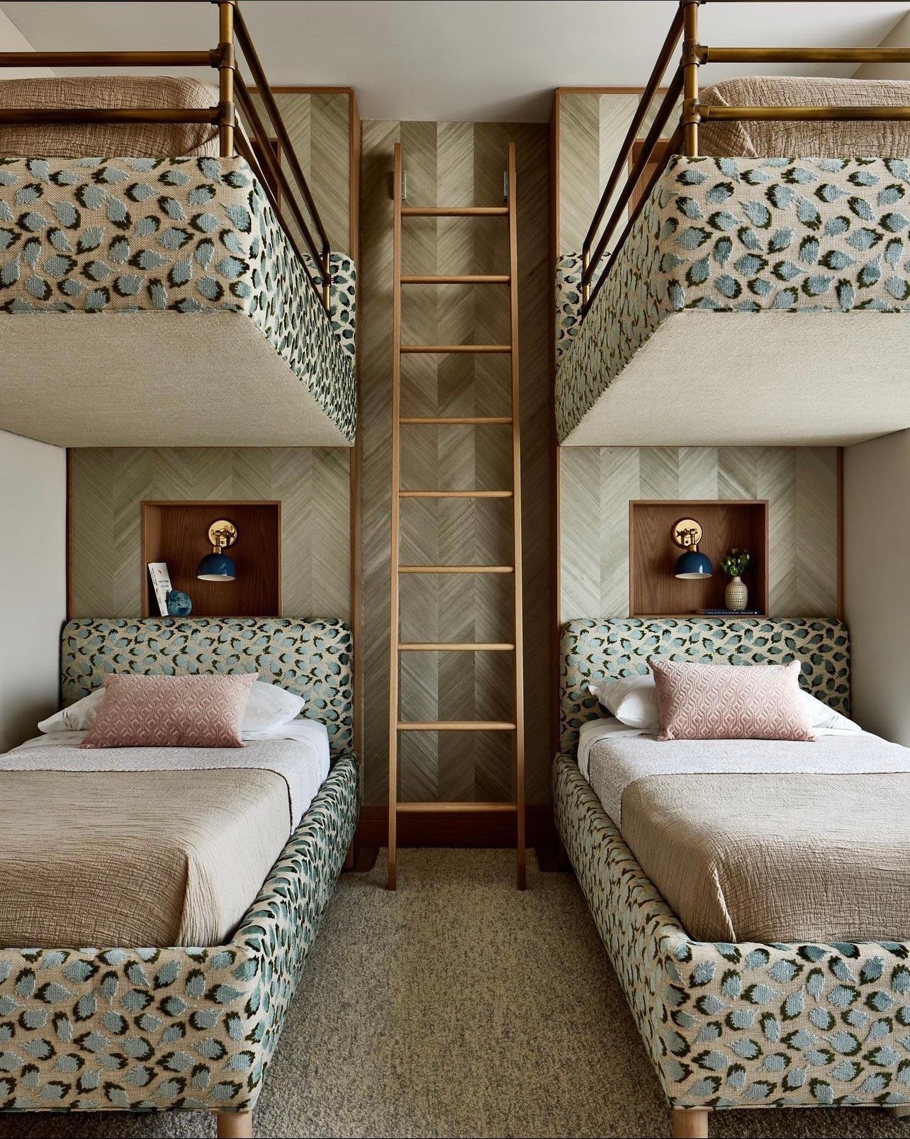 35 Bunk Bed Ideas to Maximize Space and Style in Your Small Bedroom ...