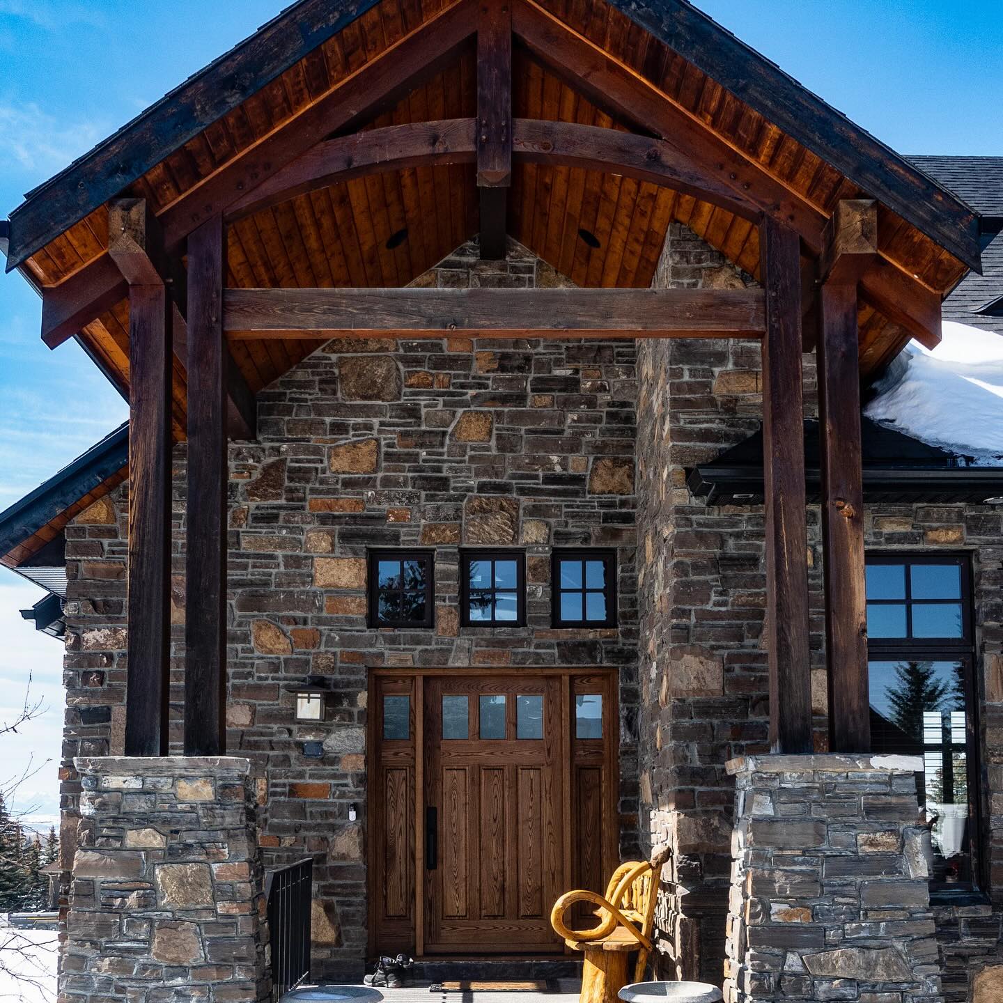 23 Rustic Home Exterior Ideas: Timeless Charm with Modern Touches ...