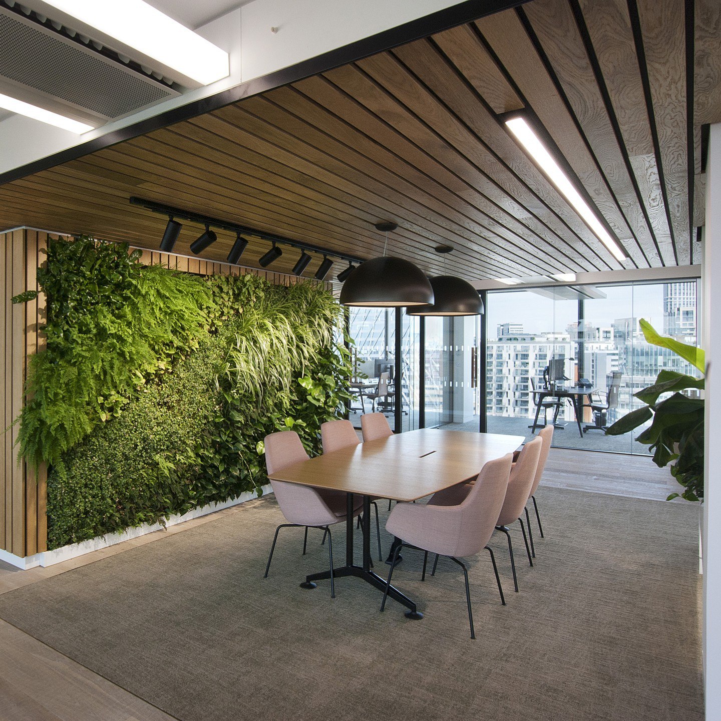30 Stunning Green Living Walls: Transform Your Space with Nature ...