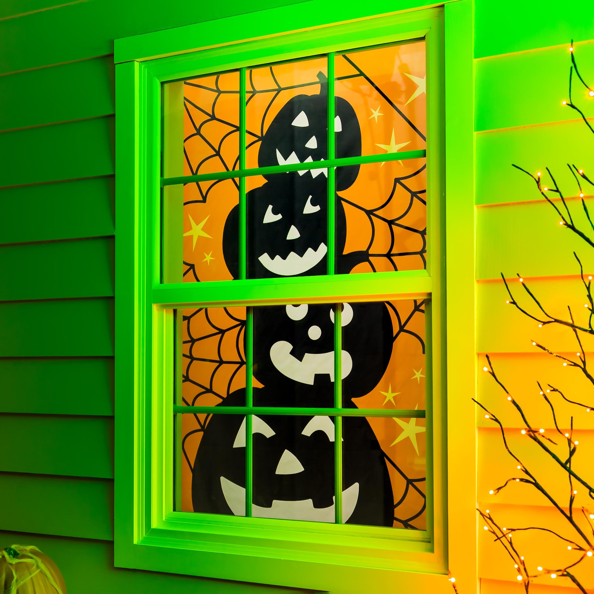 31 Halloween Window Decorations: Easy and Impactful Ideas for ...