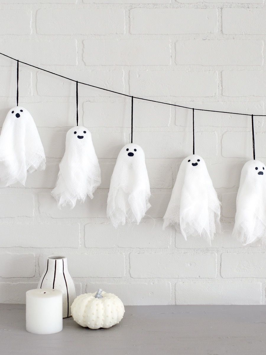 23 Haunted House Ideas: Easy and Scary DIY Projects for Your Halloween ...