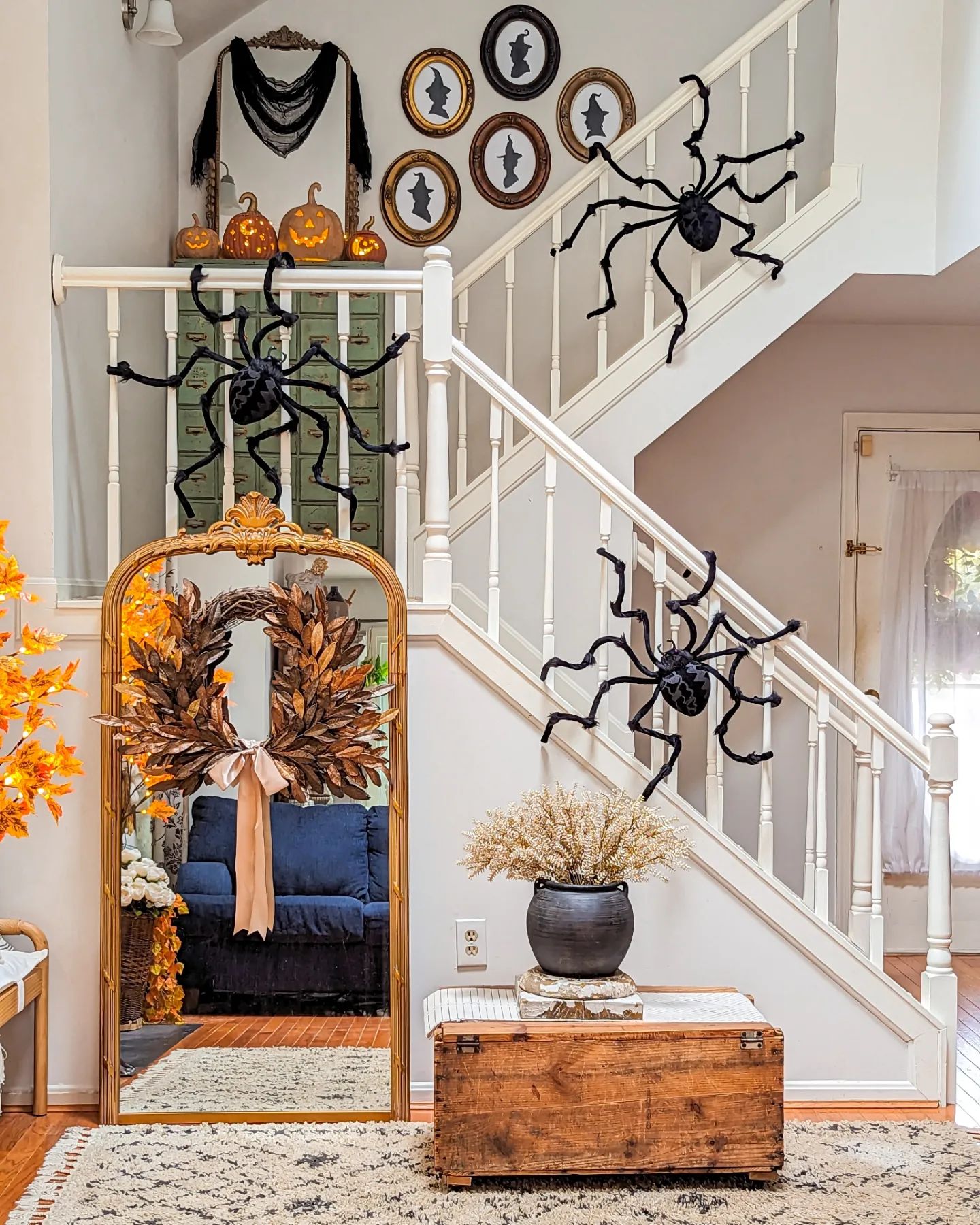 32 Halloween Spider Decorations: Creepy, Creative and Fun Ideas for ...