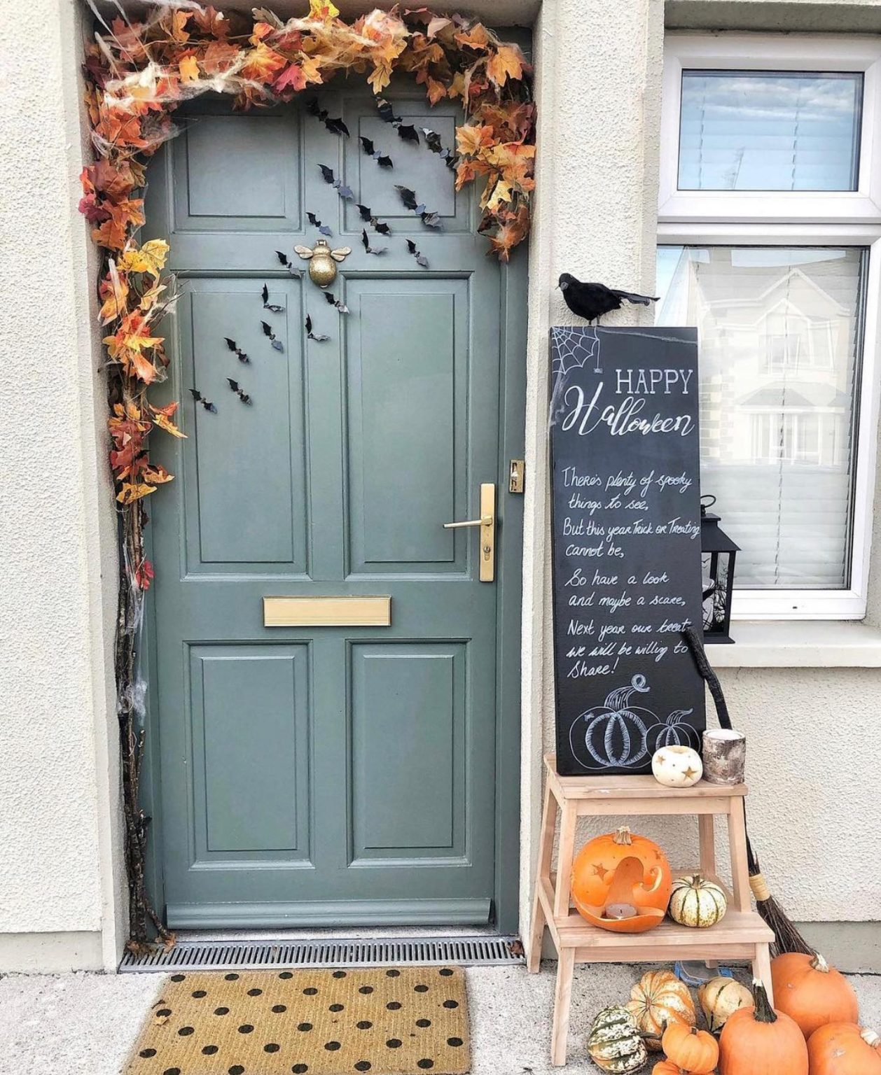 31 Halloween Door Decorations: Transform Your Home with These Spooky ...