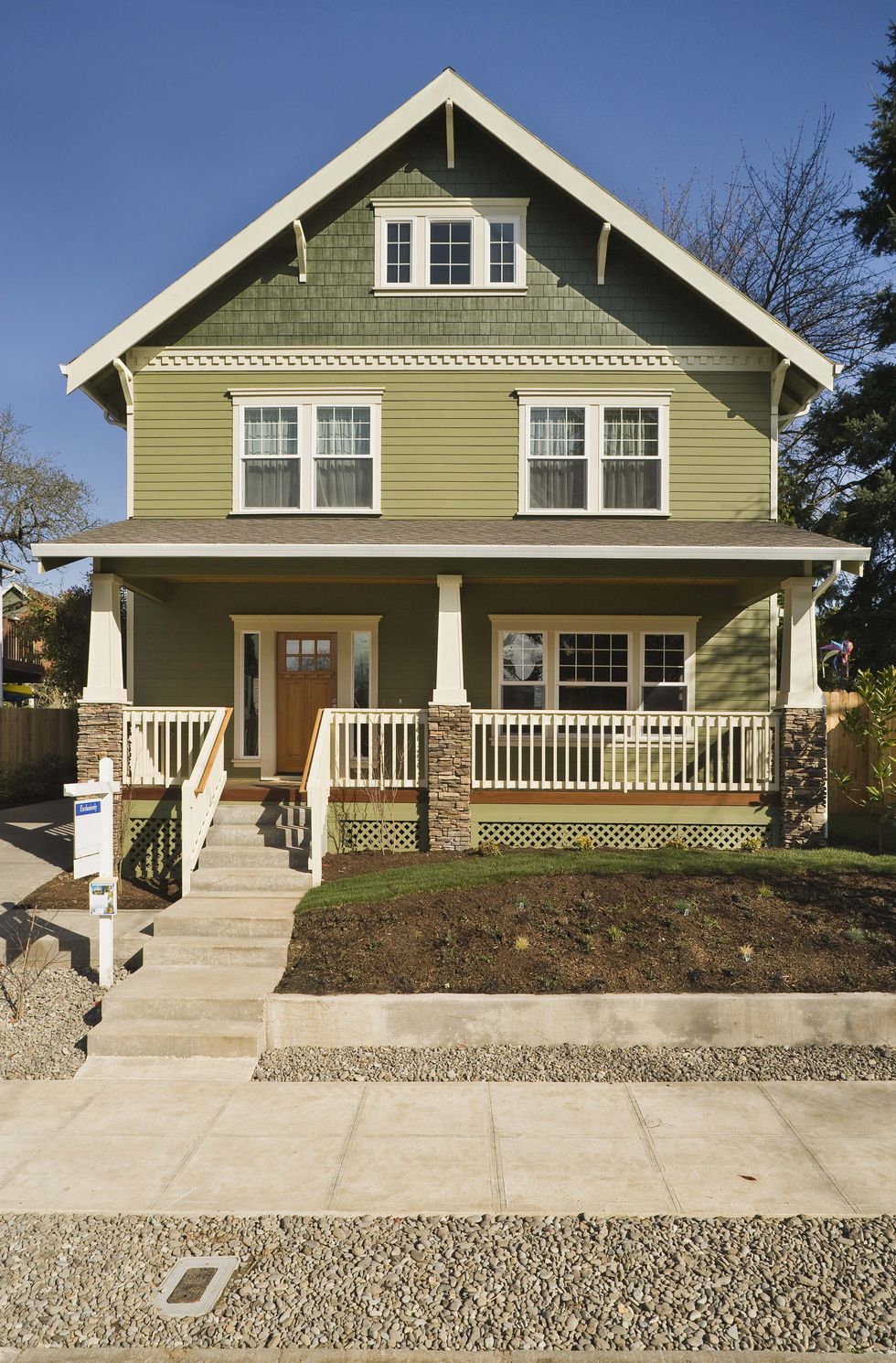 31 Green Home Exterior Ideas: Stunning Paint Colors to Transform Your ...