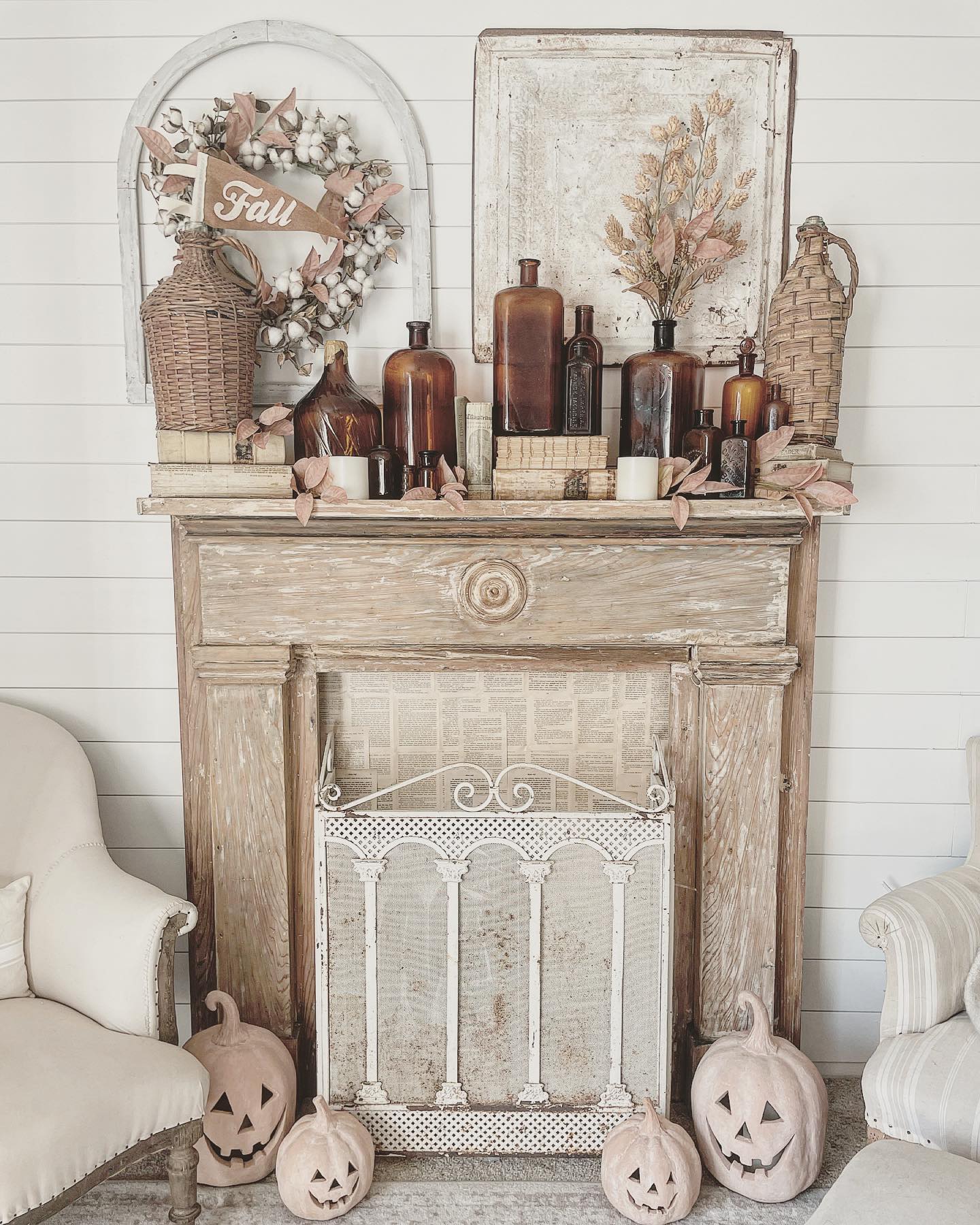 30 Stunning Fall Mantles Ideas to Transform Your Living Room This ...