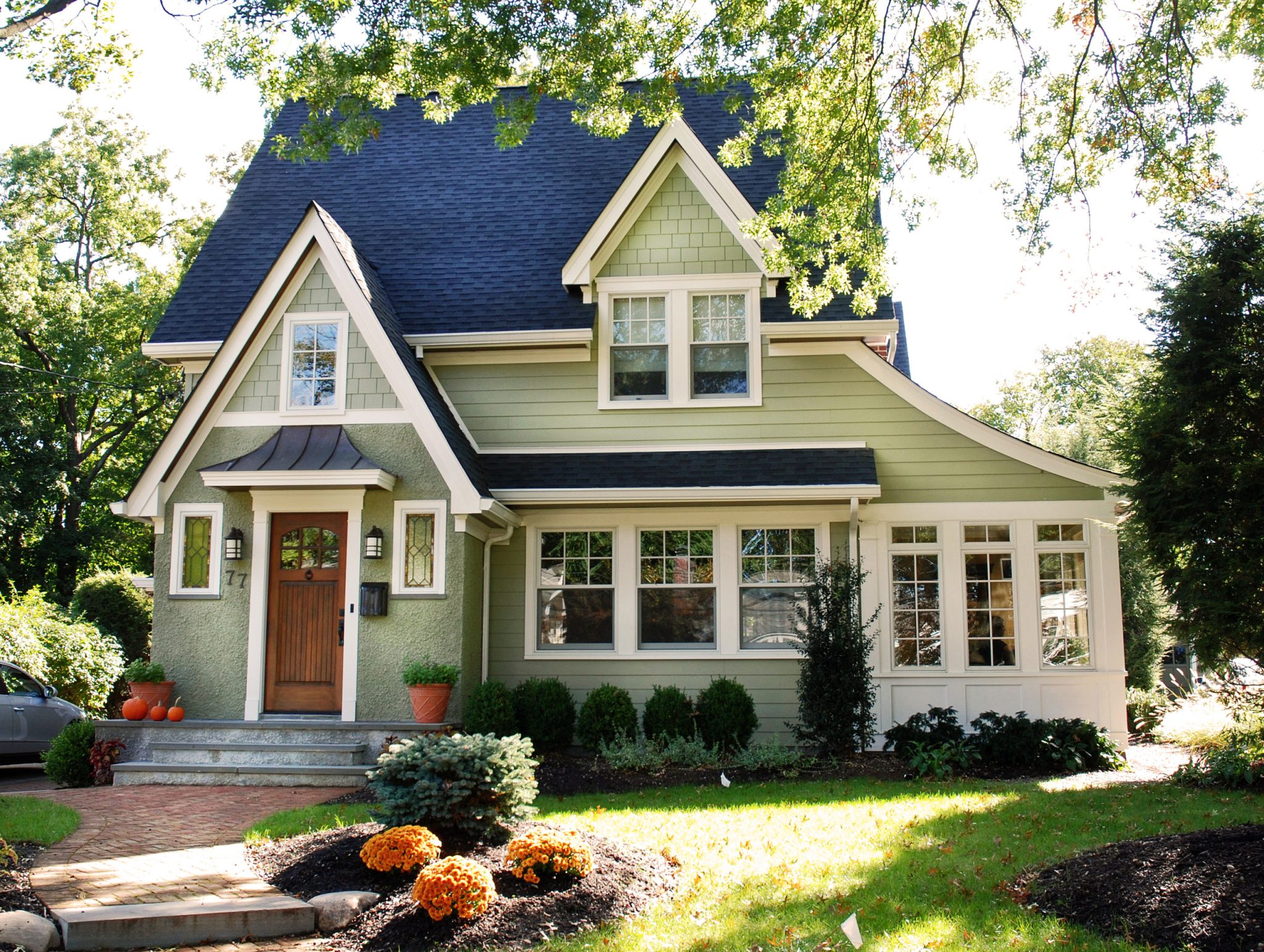 31 Green Home Exterior Ideas: Stunning Paint Colors to Transform Your ...