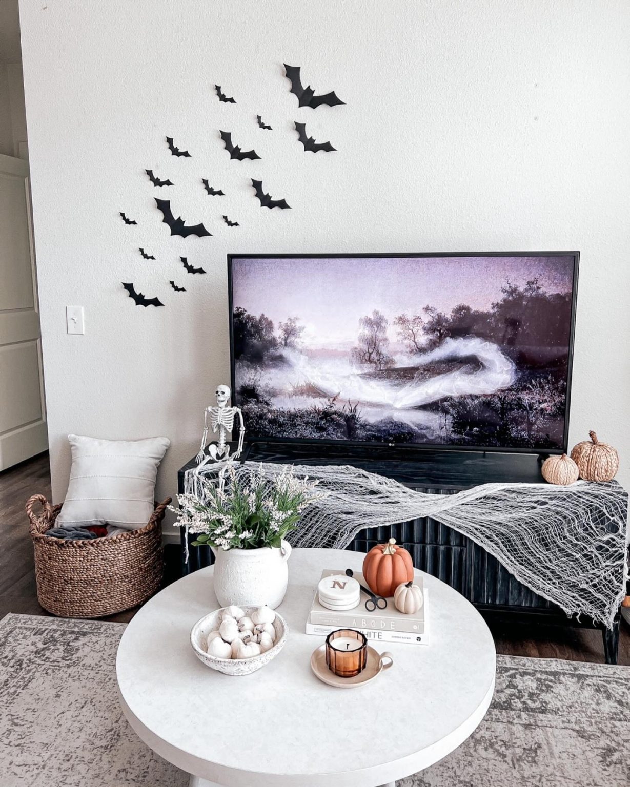 32 Halloween Living Room Decor Ideas for a Spooky and Cozy Home ...