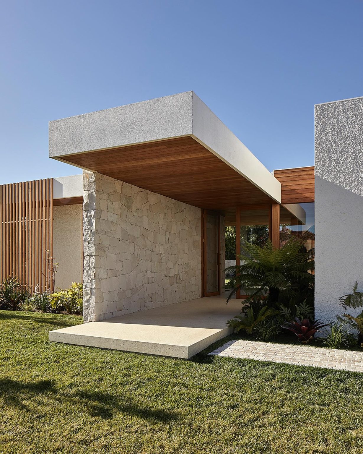 35 Modern Exterior House Designs: Stunning Ideas and Trends ...