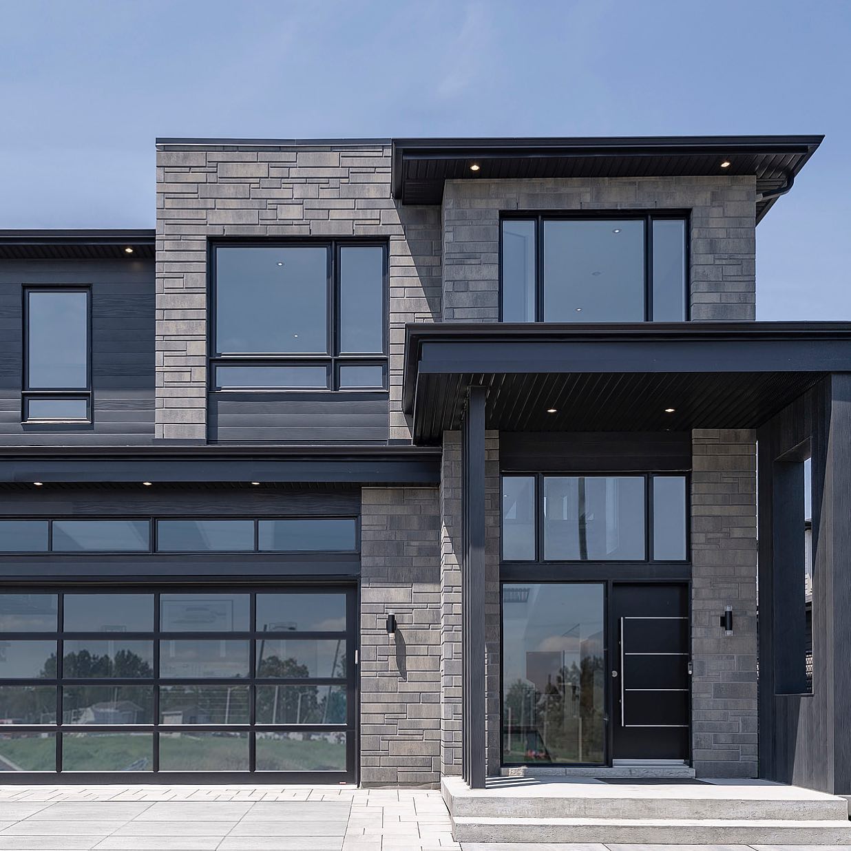 26 Stunning Grey Exterior House Designs That Will Transform Your Home ...