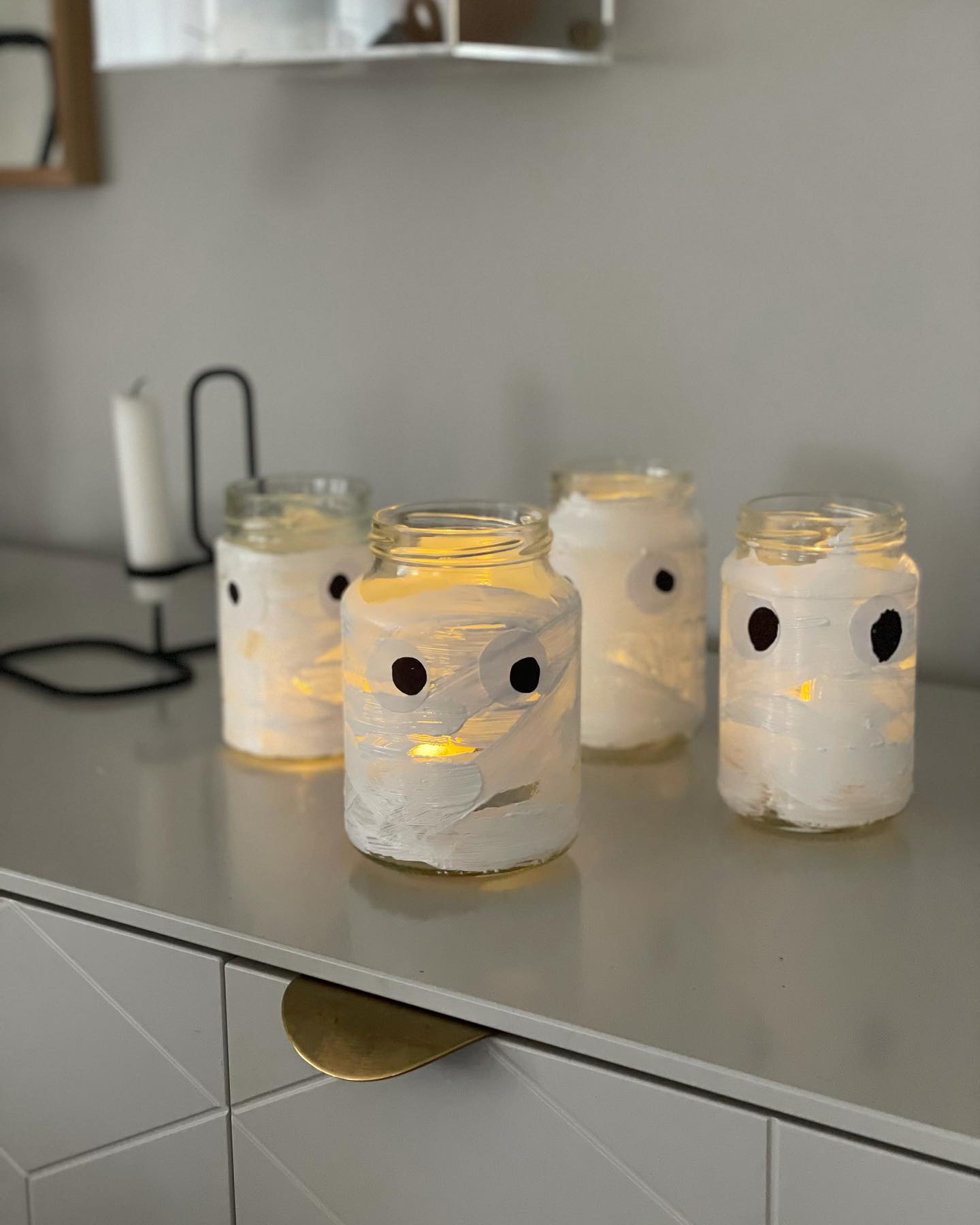 36 DIY Halloween Decorations: Easy, Cheap, and Fun Ideas for a Spooky ...