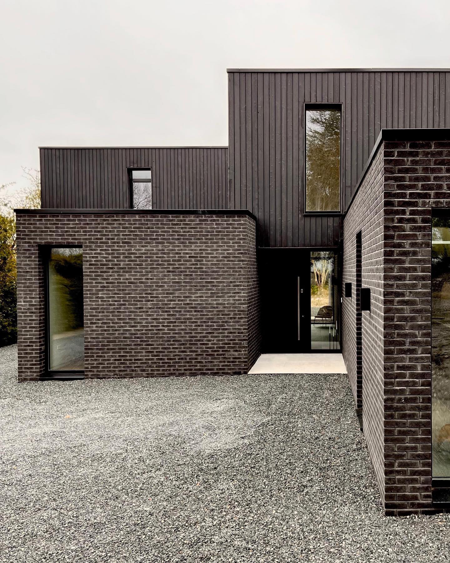 26 Stunning Grey Exterior House Designs That Will Transform Your Home ...