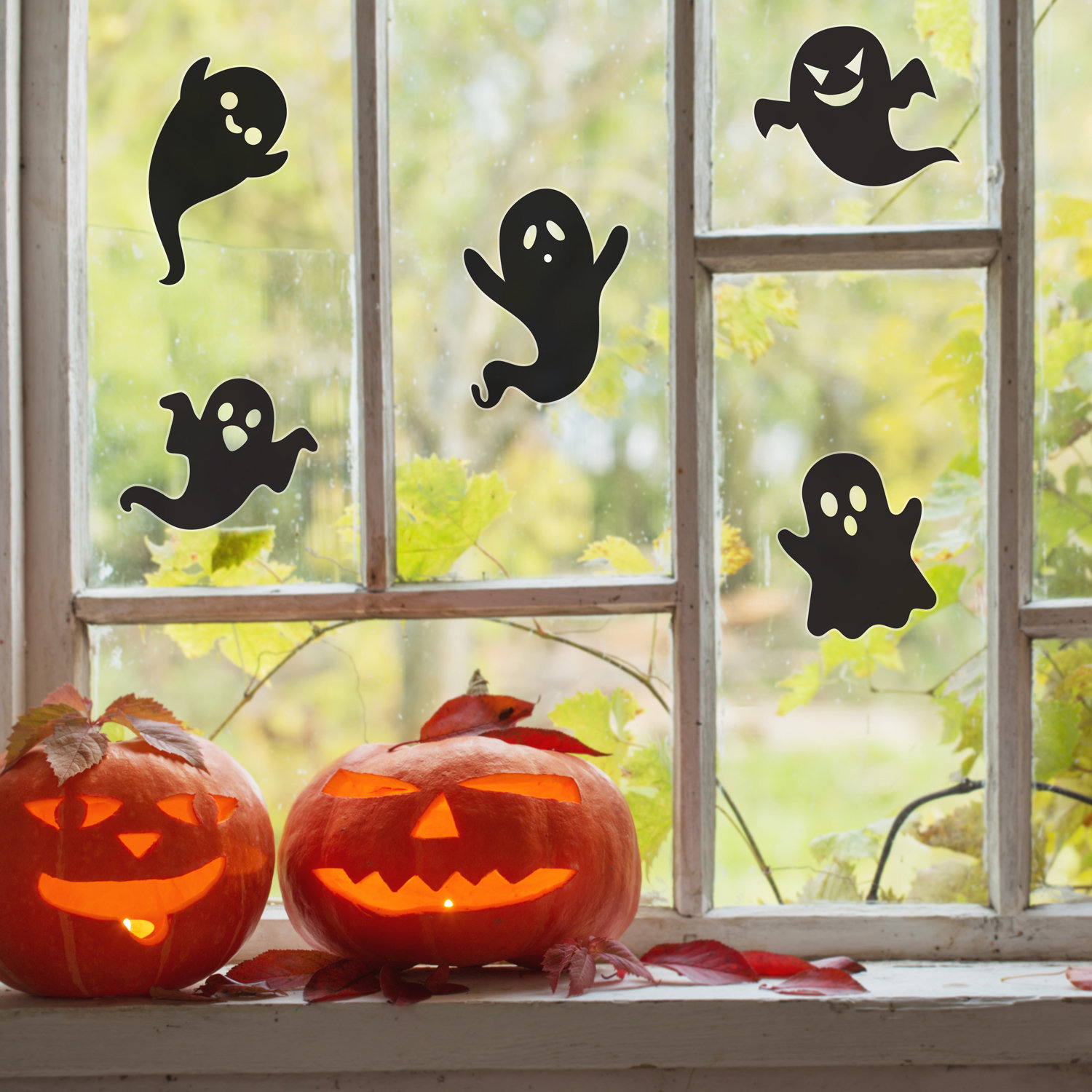 31 Halloween Window Decorations: Easy and Impactful Ideas for ...