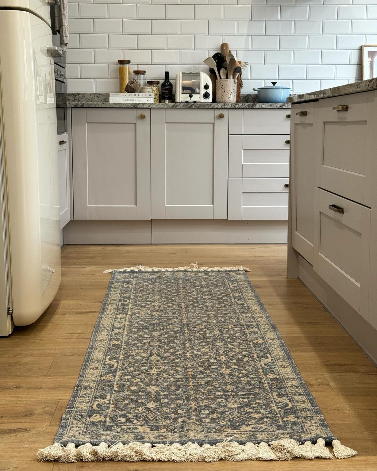 28 Kitchen Rug Ideas: Transform Your Space with These Stylish and ...