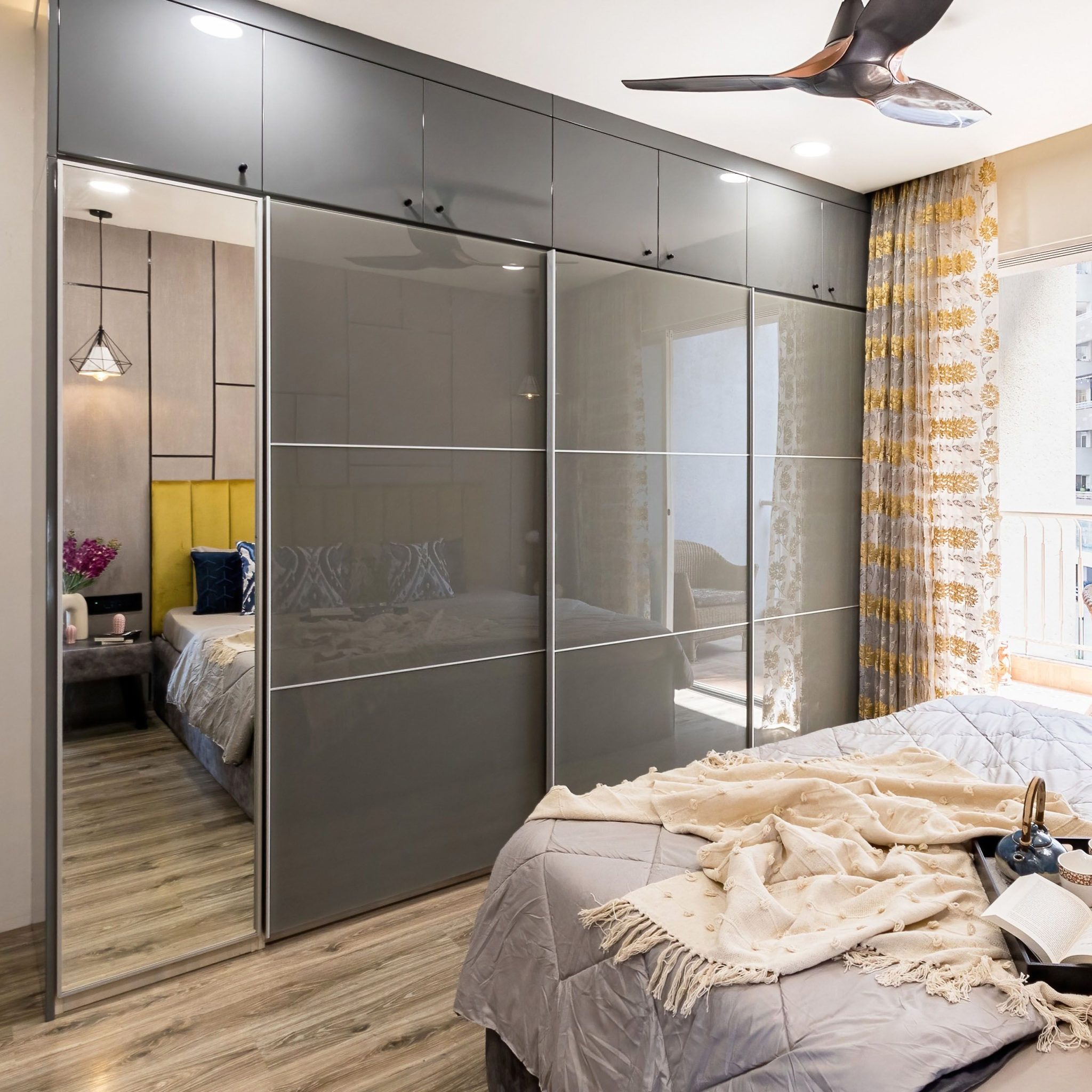 24 Stunning Bedroom Wardrobe with Sliding Doors Ideas for Modern Luxury ...