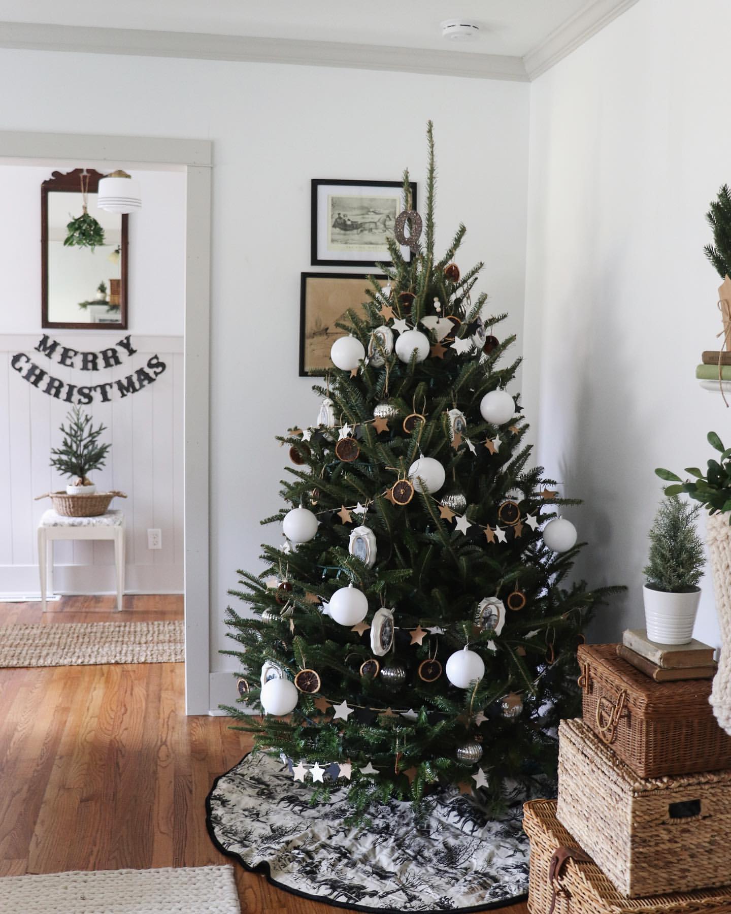 25 Scandinavian Christmas Decor Ideas to Create a Cozy and Stylish ...