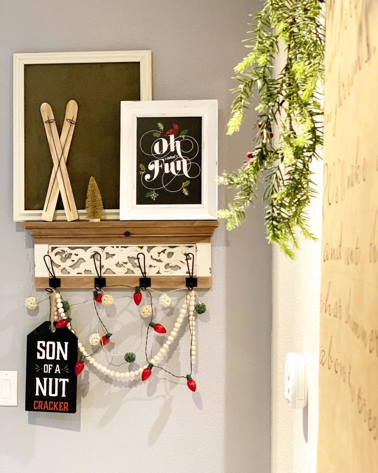 25 Christmas Shelf Decor Ideas to Transform Your Home into a Festive ...