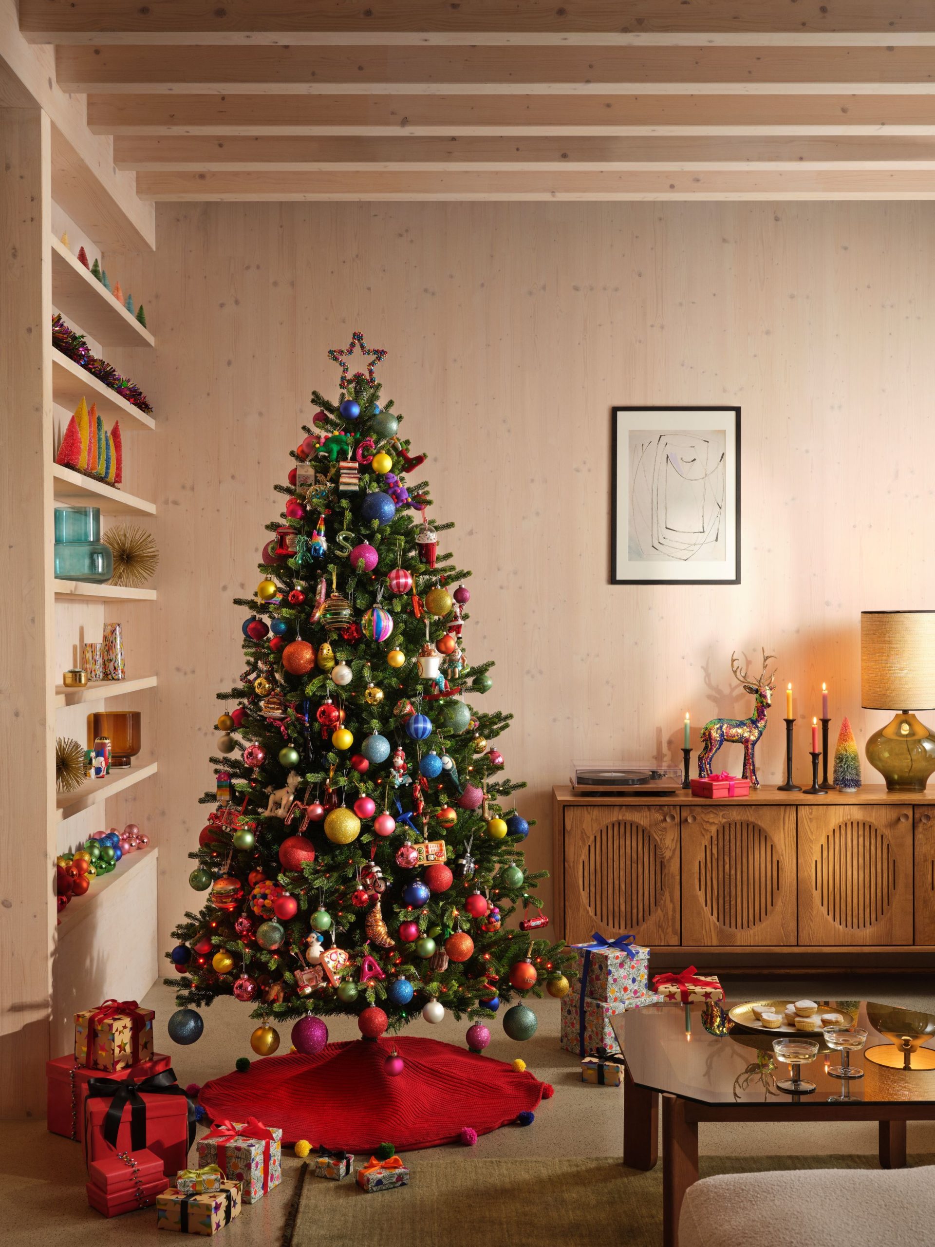 23 Christmas Decor Trends 2025: Cozy, Modern, and Timeless Styles for a ...