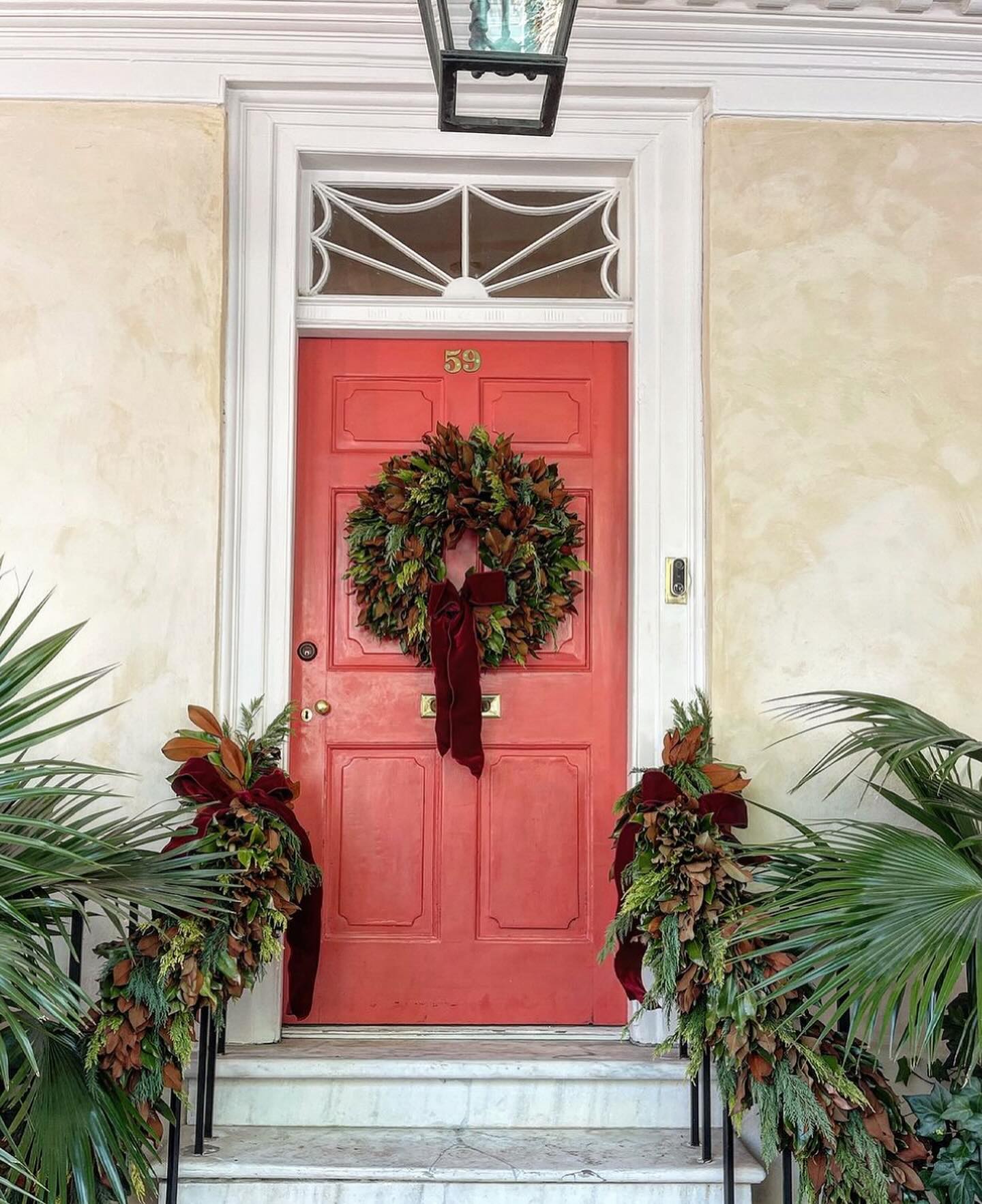 37 Christmas Door Decorations That Will Make Your Home the Most Festive ...