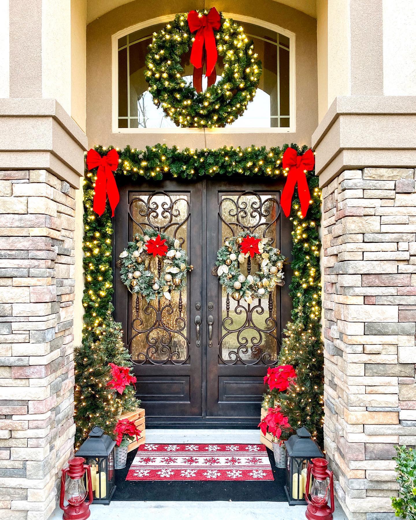 25 Christmas Porch Decor Ideas to Transform Your Home into a Festive ...