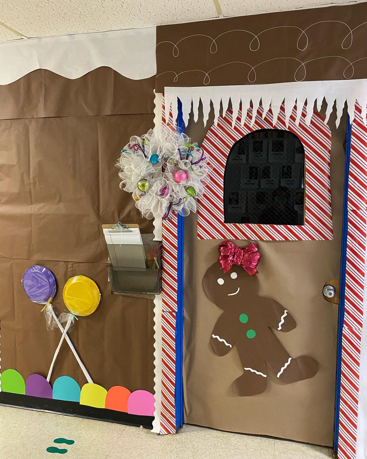 31 Christmas Classroom Door Ideas: Creative and Fun Ways to Deck the ...
