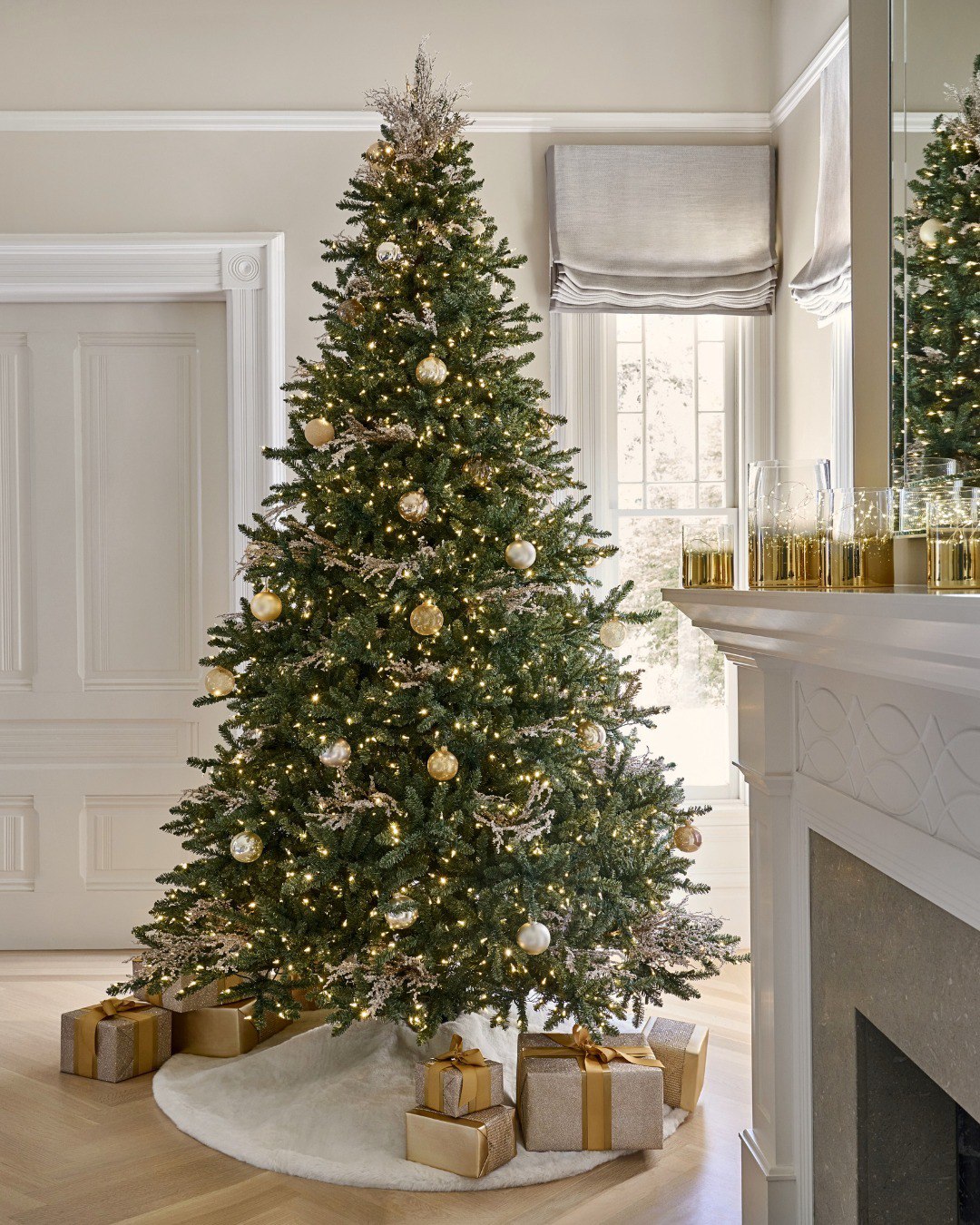 32 Christmas Tree Ideas: Classy, Fun, and Modern Decorations for a ...